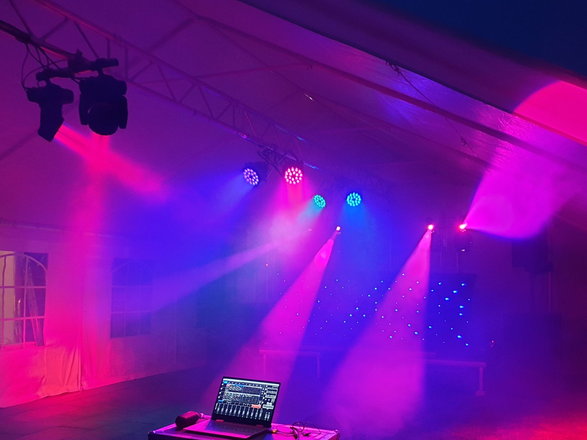 Wedding DJ Exeter | Mobile Disco Hire Devon | Izaac James Disco
